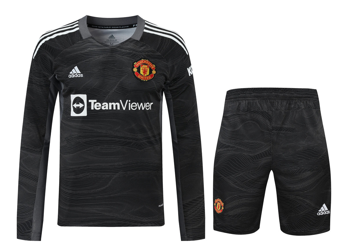 Manchester united Goalkeeper kit Long sleeves Full set - Football DXB